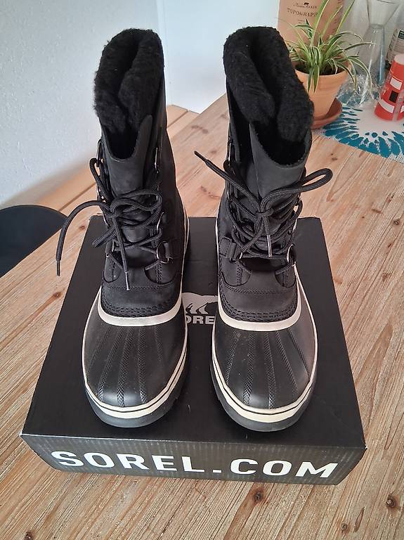 Chaussures d?hiver Sorel Caribou noires taille 43 Canton Vaud - anibis.ch