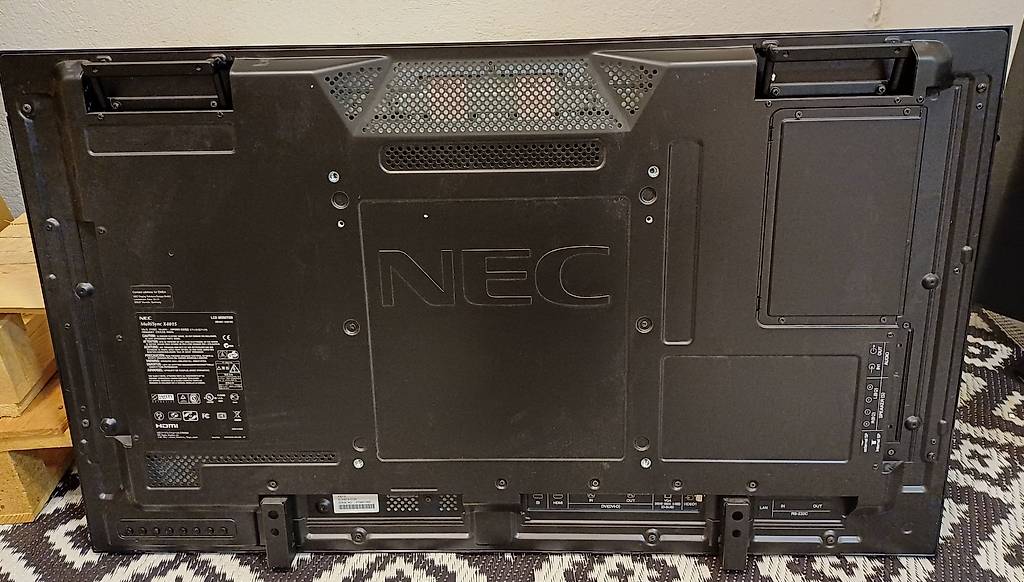 ÉCRAN LCD monitor NEC professional 40" Canton Vaud - anibis.ch