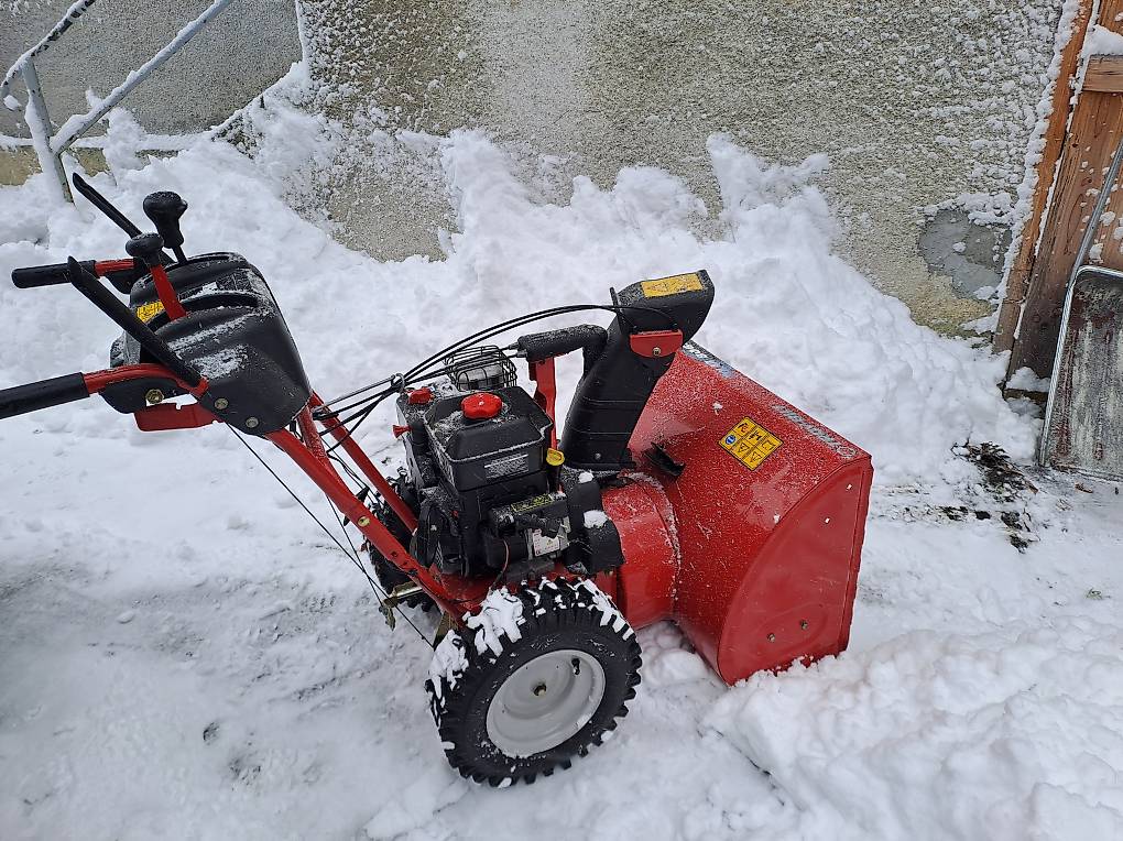 Grande fraiseuse a neige im Kanton Bern - anibis.ch