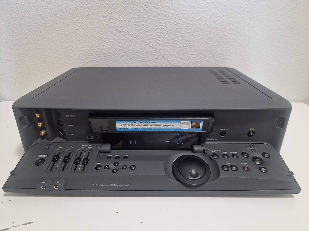 PHILIPOS S-VHS REKORDER VR696 REVIDIERT Canton Soleure - anibis.ch
