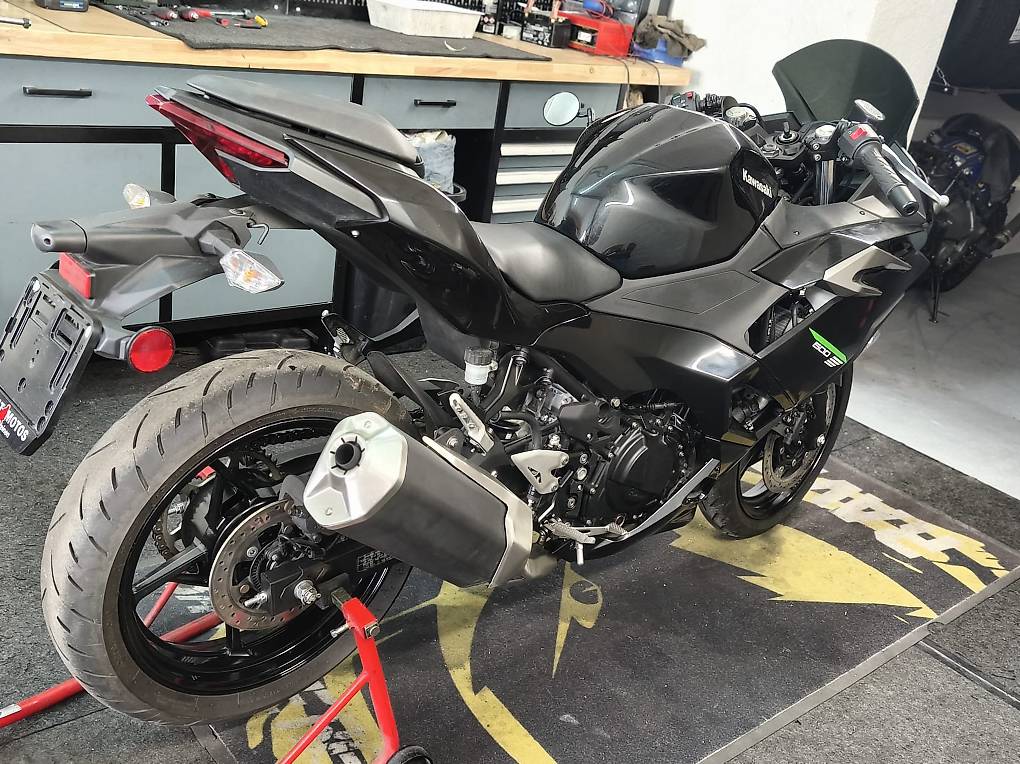 kawasaki ninja 500 Canton Neuchâtel - anibis.ch