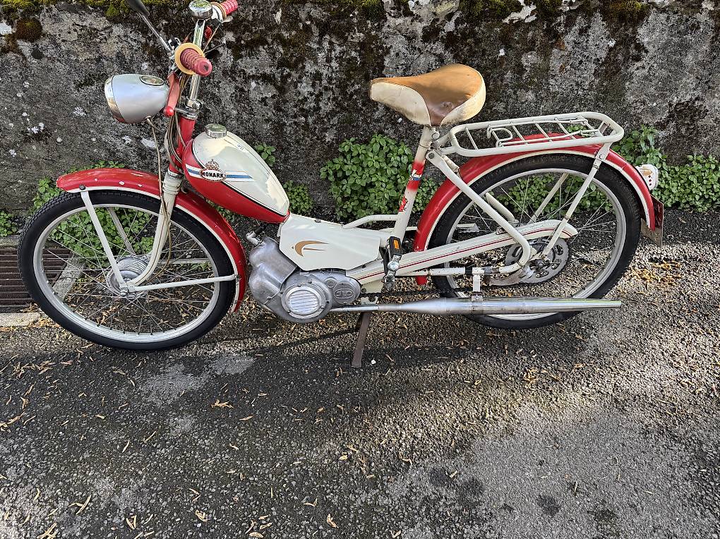 Velomoteur mofa nos monark Canton Vaud - anibis.ch