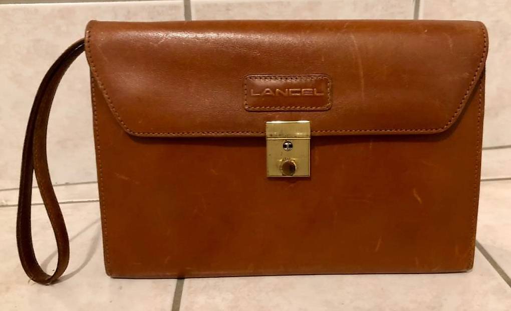A vendre pochette hommes LANCEL Canton Vaud - anibis.ch