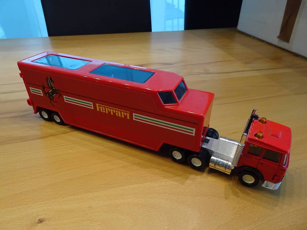 Matchbox - Superkings K-136 - Ferrari Transporter "Classic" Cantone ...