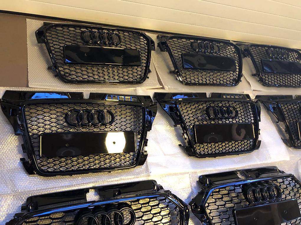 Calandre en nid d'abeille compatible Audi avec garantie Canton Fribourg - anibis.ch