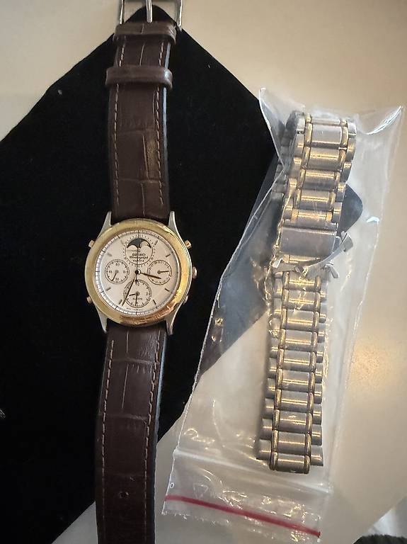 Seiko Chronographe Moonphase Canton Valais - anibis.ch