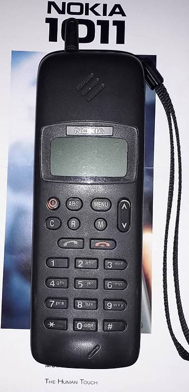 Nokia 1011 collector 1er mobile en 1992 Cantone Vallese - anibis.ch