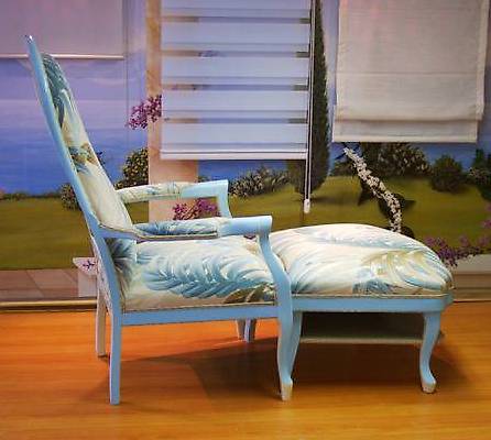 Fauteuil Voltaire & stool sur mesure Canton Vaud - anibis.ch