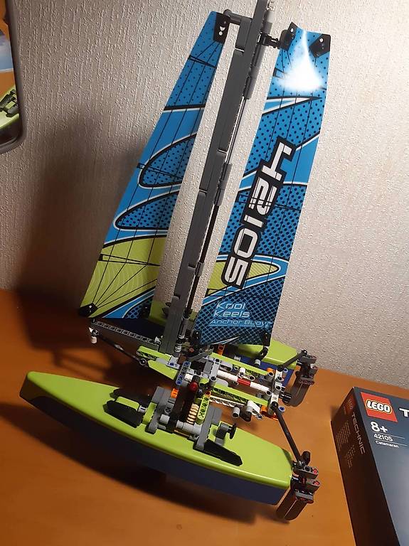 Catamaran Lego no 42105 Canton Vaud - anibis.ch