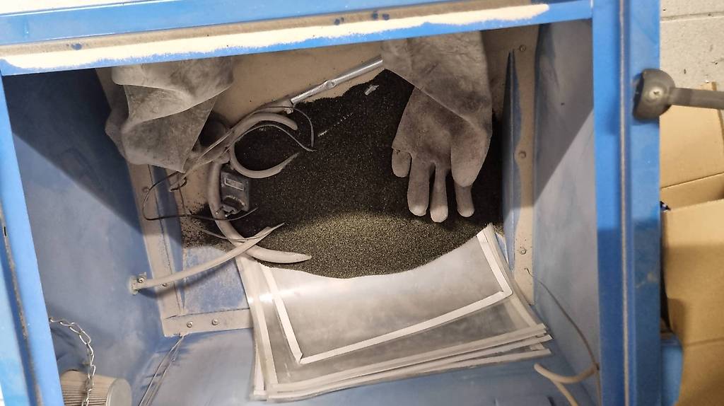 Sableuse de table servie une fois avec sable Canton Fribourg - anibis.ch