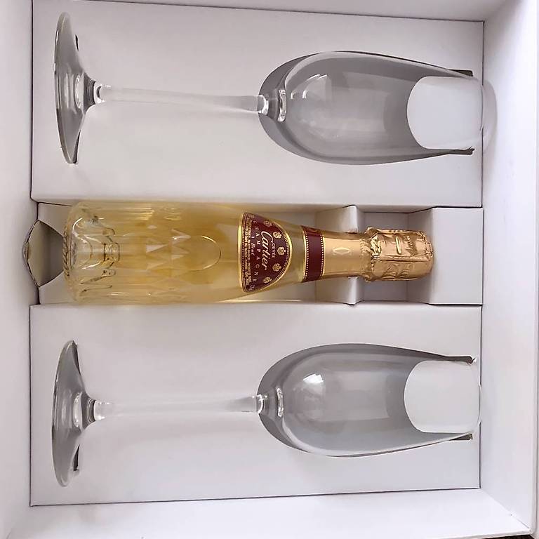Cartier limited champagne and crystal glasses gift set Canton Zoug ...