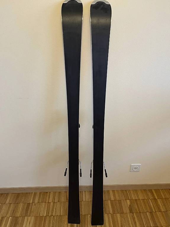 Skis junior - Rossignol Radical SX 150 cm Canton Genève - anibis.ch