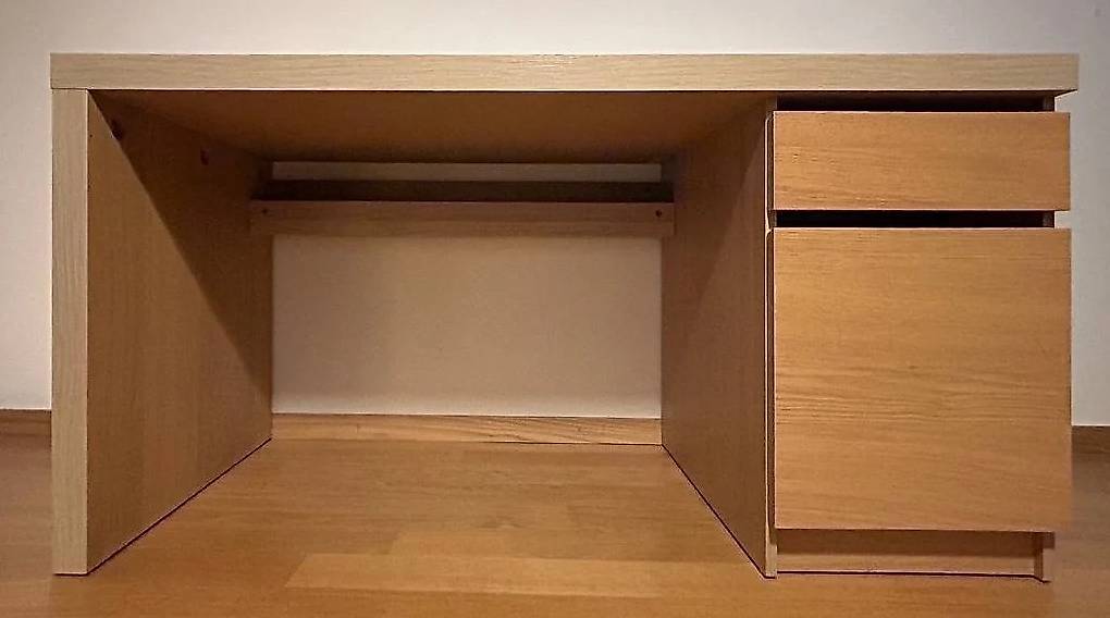 Bureau IKEA malm Canton Vaud - anibis.ch