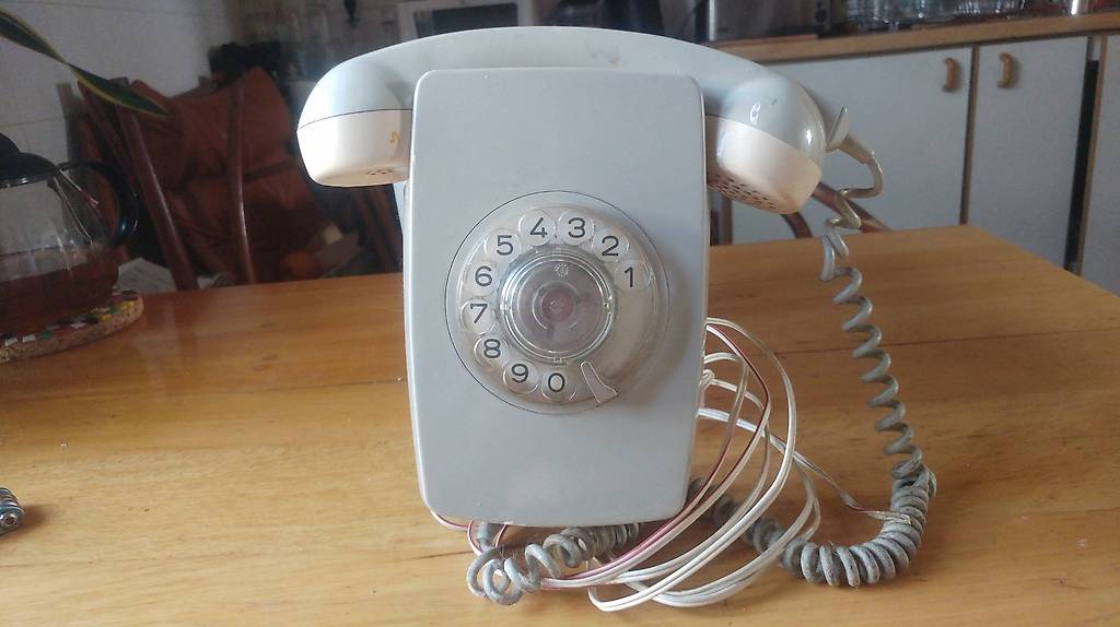 telephone mural année 70 ptt im Kanton Genf - anibis.ch