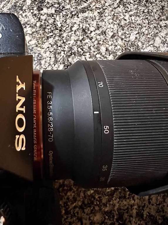 Caméra SONY CX 7 avec 3 batteries à vendre Canton Vaud - anibis.ch