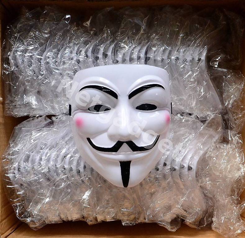 Masque Anonymous - Vendetta - Guy Fawkes Canton Vaud - anibis.ch