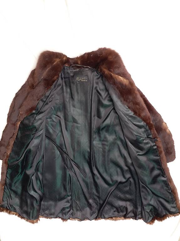 Manteau en vraie fourrure Canton Genève - anibis.ch