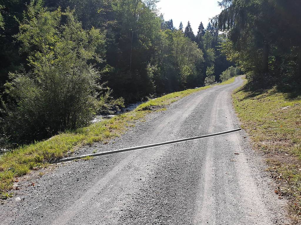 Rigole traverse de route caniveau renvoi d'eau - acodrain Canton Berne ...