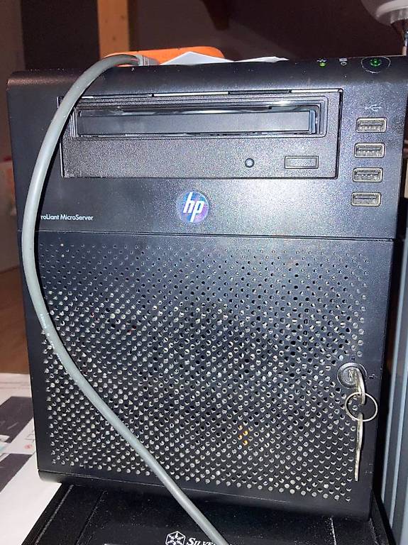 HP Proliant Microserver N54L (gen7) - 16GB RAM im Kanton Freiburg ...