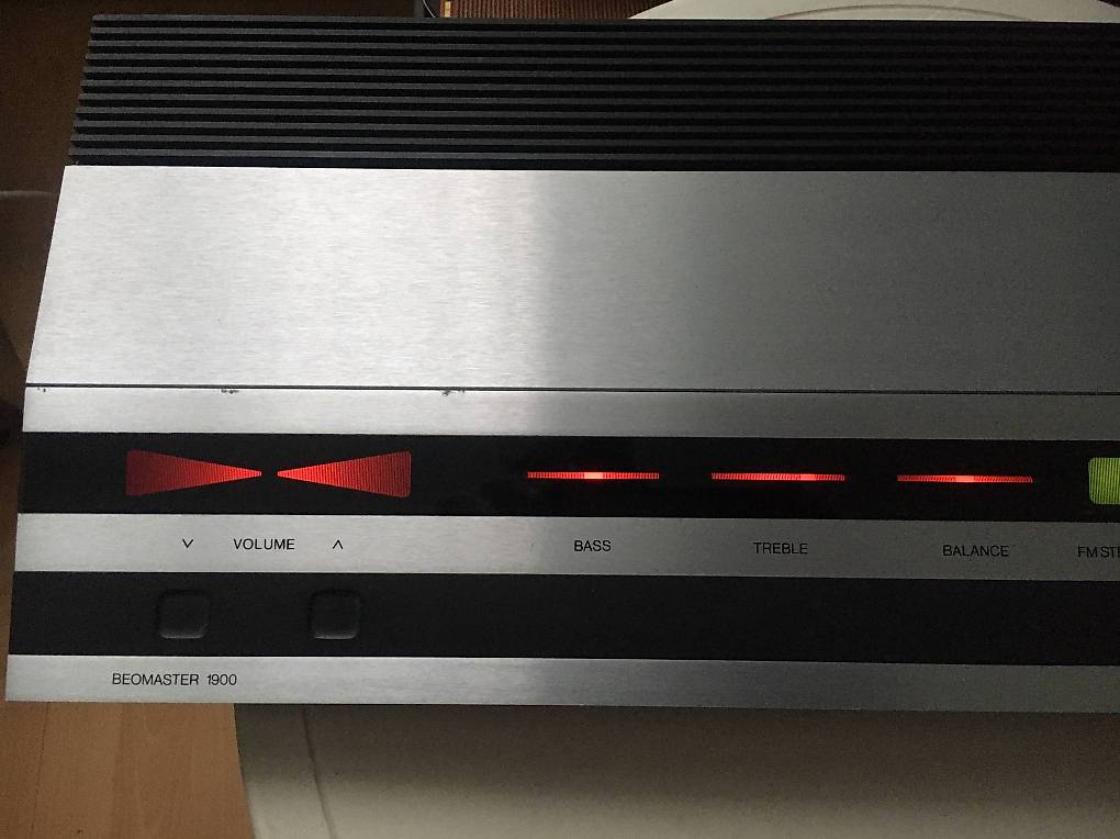 Kult Bang und Olufson Hi Fi Receiver BM 1900 Höhe nur 3 cm im Kanton ... Kult Bang und Olufson Hi Fi Receiver BM 1900 Höhe nur 3 cm im Kanton ...
