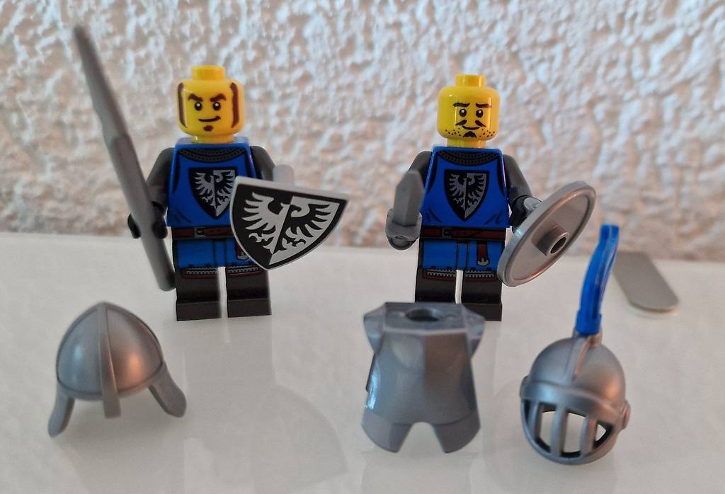 Lego Minifigur 2 Black Falcon von 910001 Ritter Castle Knigh Canton ...