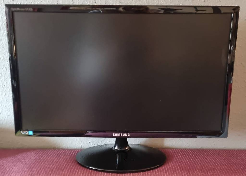 SUISSE ECRAN SAMSUNG Sync Master 300SA LS24A300 Canton Genève - anibis.ch