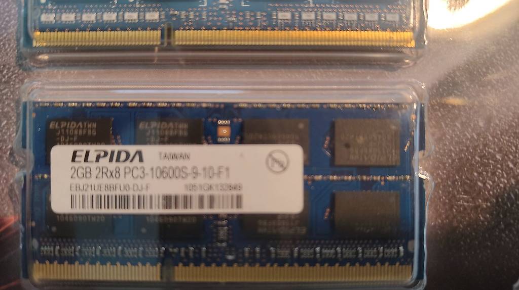 Barrette RAM Elpida 2 Go DDR3 pour PC portable Canton Genève - anibis.ch