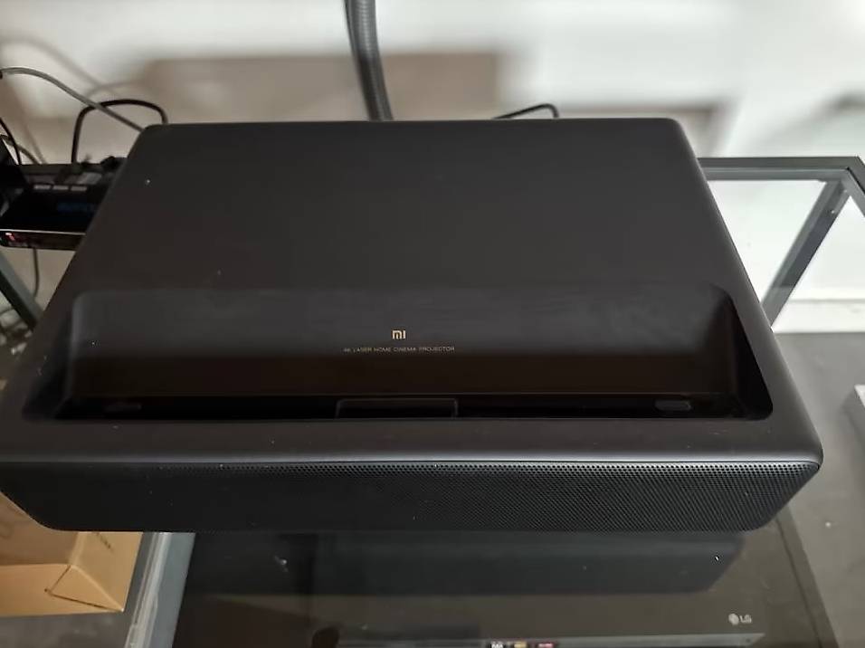 Xiaomi Mijia Laser Projector TV 4K im Kanton Basel-Landschaft - anibis.ch