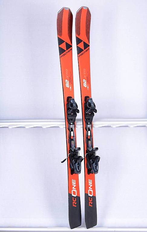 145 152 cm skis FISCHER XTR RC ONE 82, grip walk, bafatex Canton Berne ...