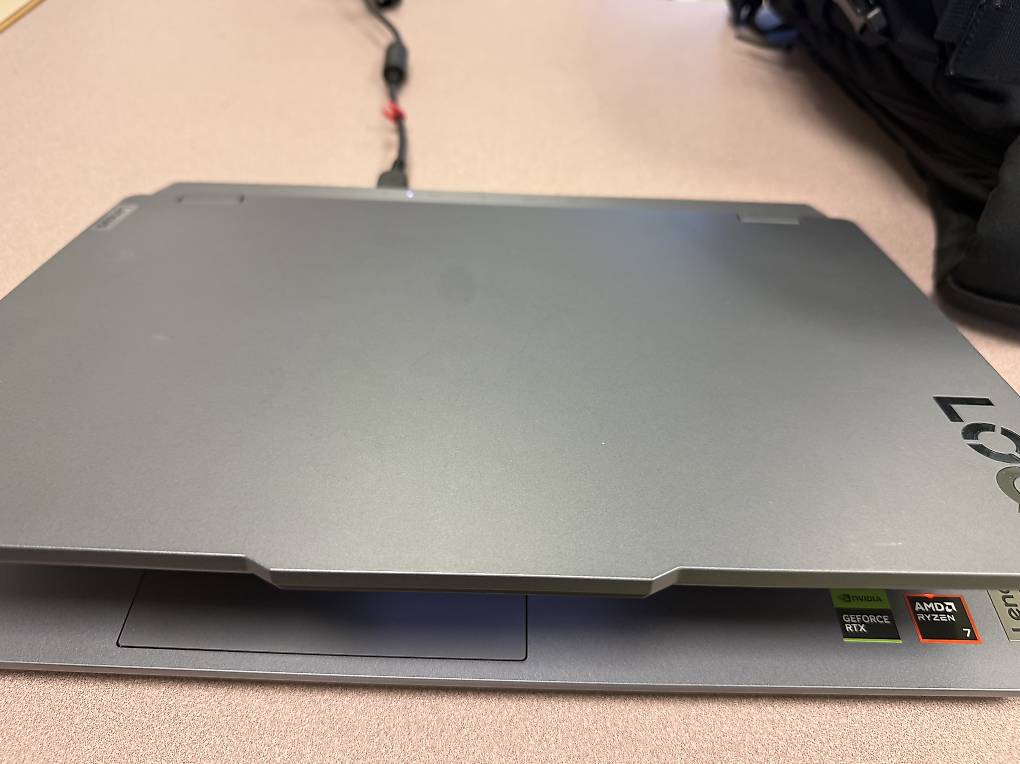 Pc portable de jeux Canton Fribourg - anibis.ch