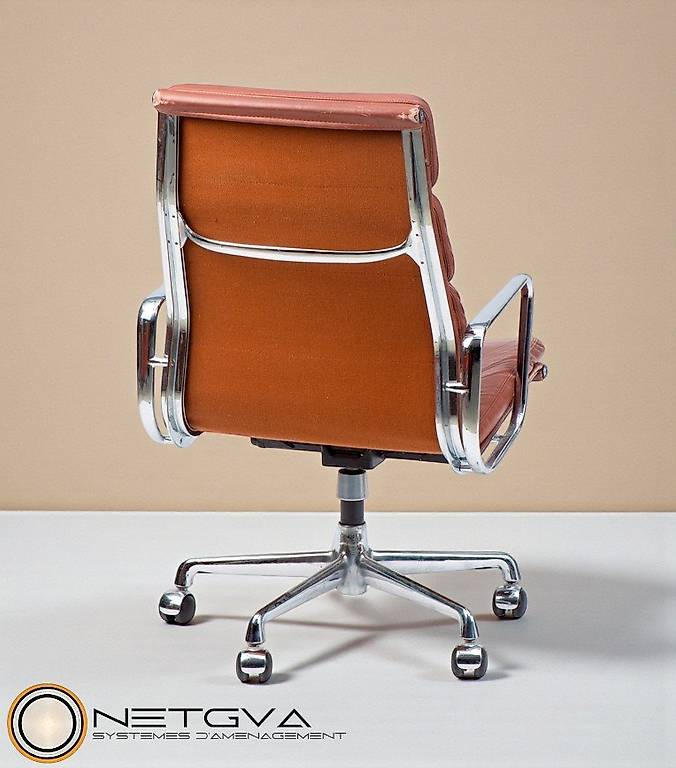 NetGVA - Charles & Ray EAMES - Soft Pad EA219 Hermann Miller Canton ...
