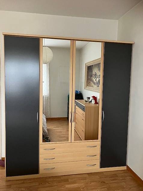 Chambre à coucher (Lit & armoire) Canton Berne - anibis.ch