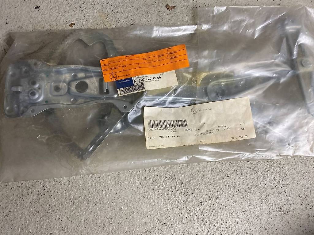 Mercedes (W202)lève-vitre avant droit sans moteur2027201646 Canton Vaud ...