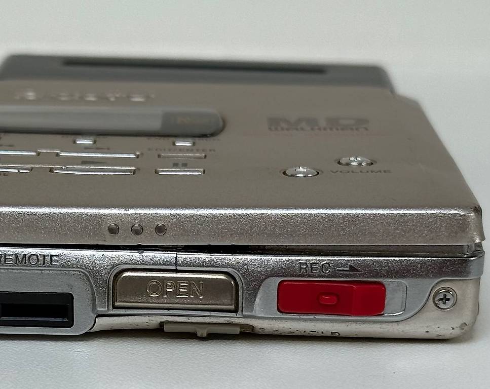 Sony Minidisc MZ-R55 - Défectueux Canton Vaud - anibis.ch