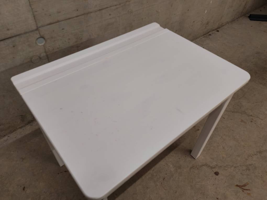 IKEA Sundvik bureau enfant 60x45cm Canton Vaud - anibis.ch