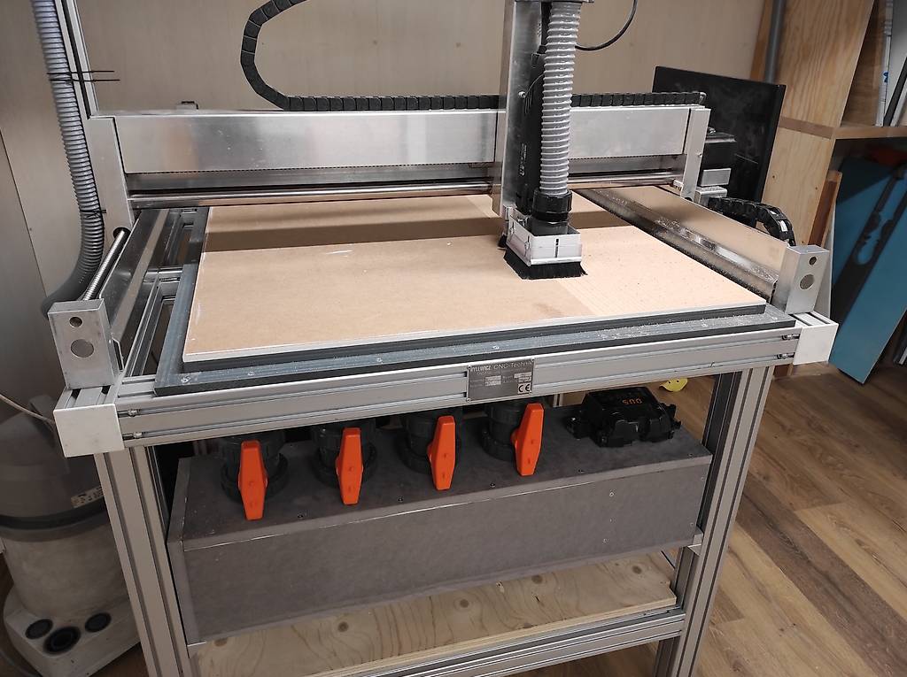 Fraiseuse CNC à portique HEIZ T1400 Table Vacuum Canton Genève - anibis.ch