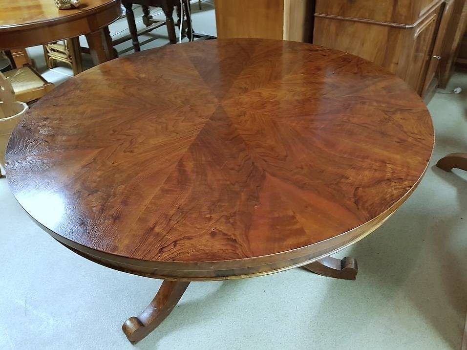 Anciennes tables rondes, avec/sans rallonges Canton Vaud - anibis.ch