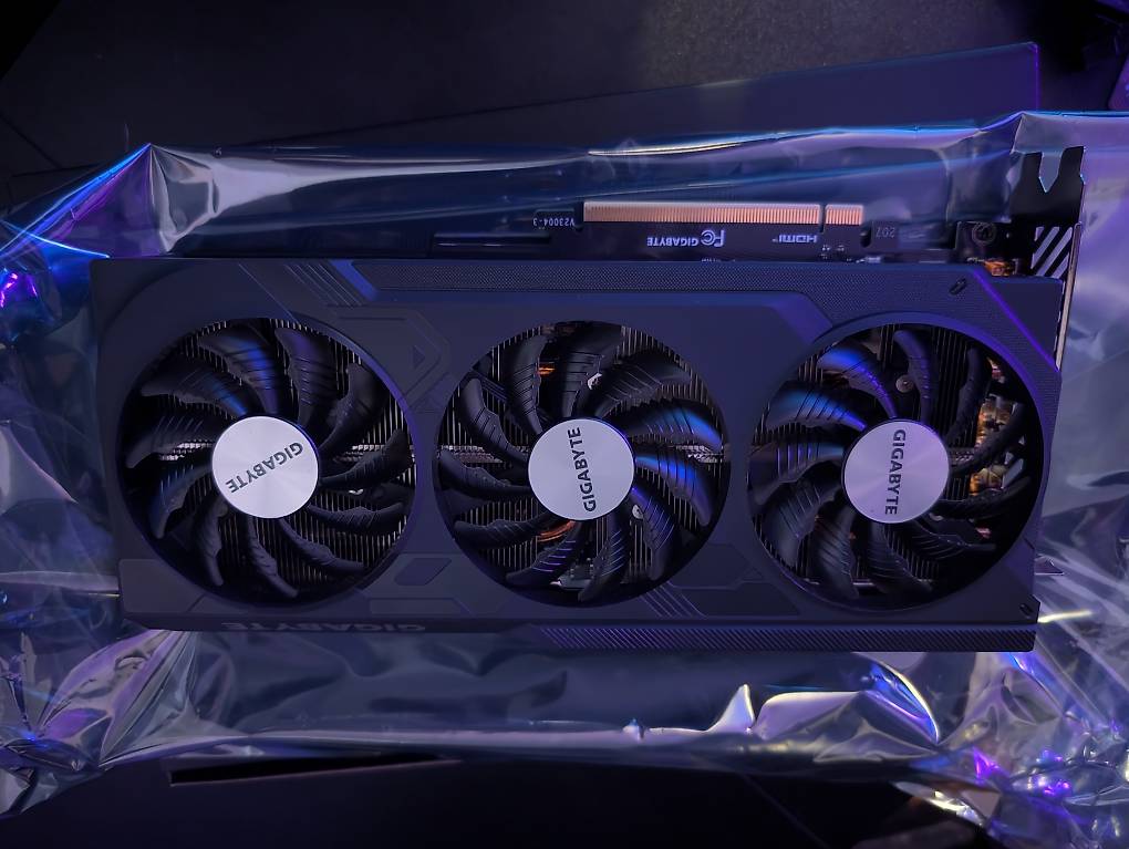 Rtx 4070 wind force oc Canton Fribourg - anibis.ch