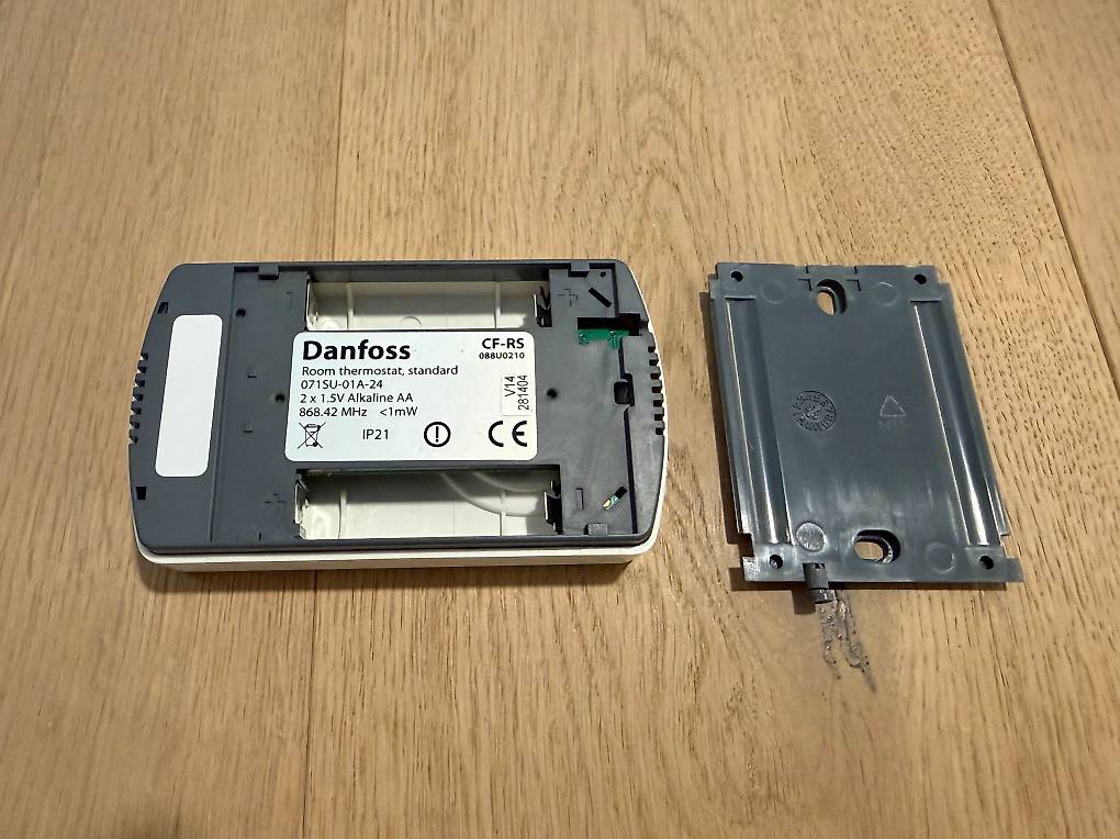 Danfoss CF-MC + thermostats CF-RS . Chauffage au sol im Kanton Waadt ...