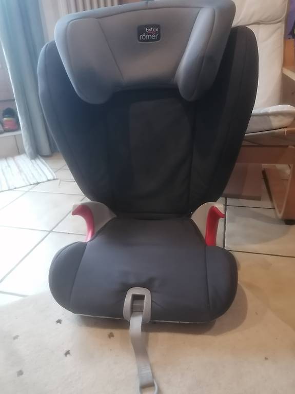 Siège auto Britax Römer, lavé Canton Vaud - anibis.ch