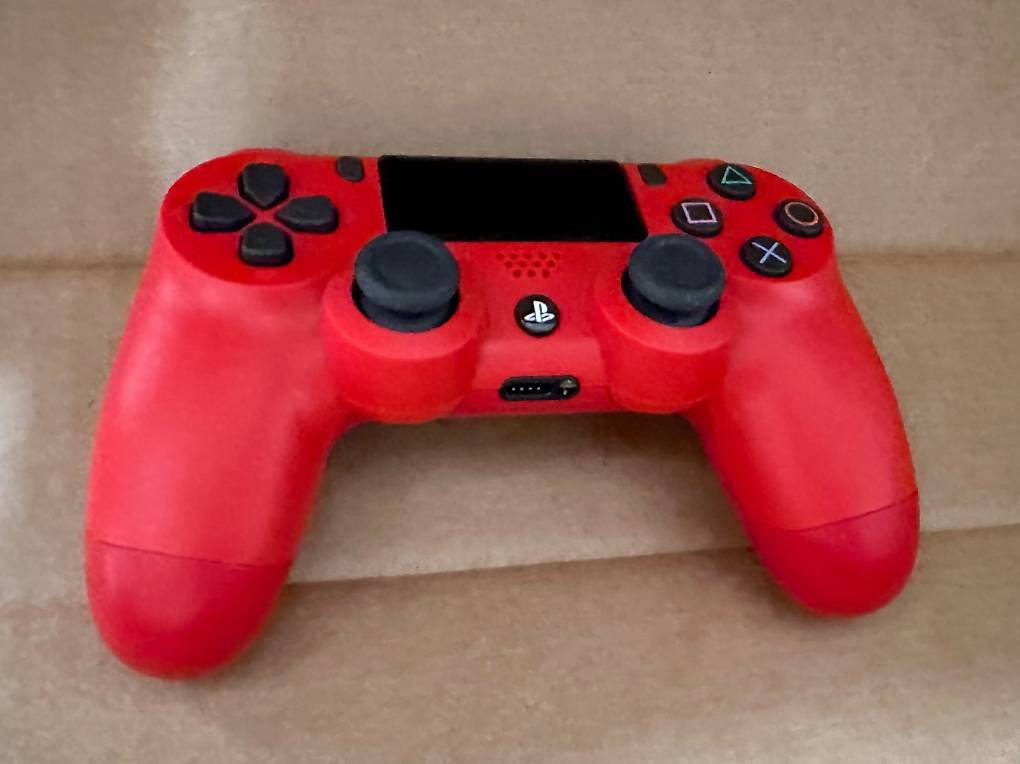 Manette Dualshock 4 rouge pour PS4 Canton Vaud - anibis.ch