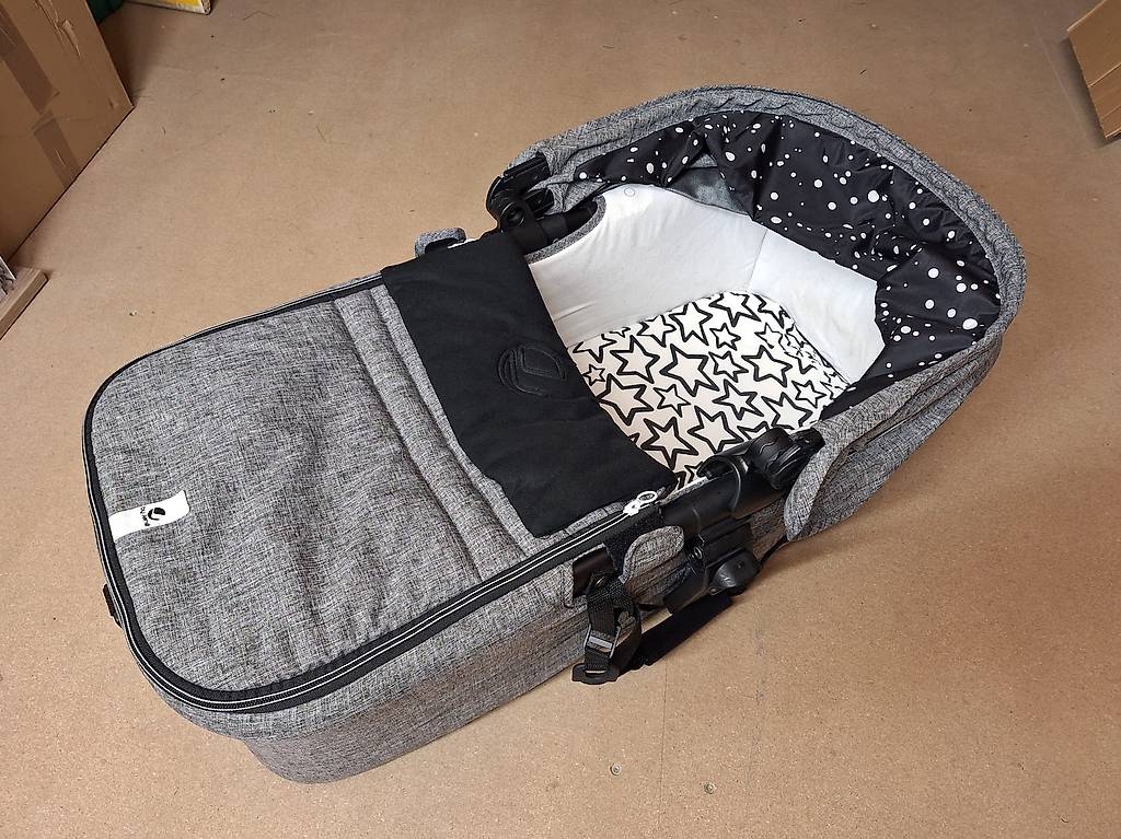 Trio Poussette Jane Epic, nacelle, cosy, base isofix Canton Valais ...