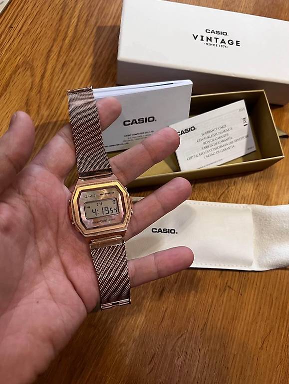 Casio Illuminator Vintage Iconic rose gold Canton Fribourg - anibis.ch