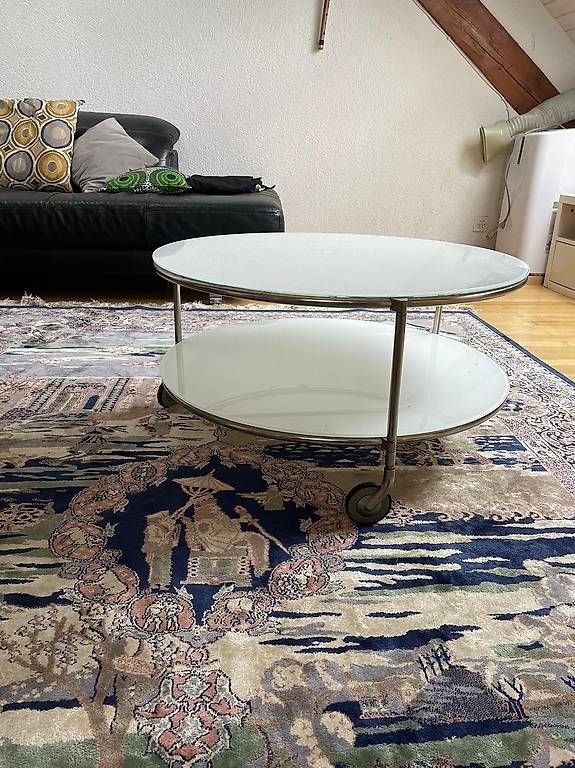 Table basse à roulette Canton Genève - anibis.ch