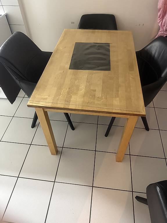 Table de cuisine IKEA Canton Vaud - anibis.ch