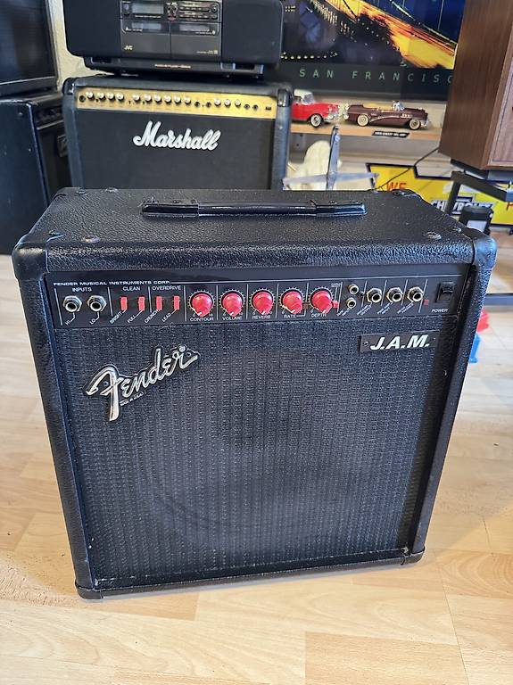 Vintage Fender JAM Amplifier im Kanton Bern - anibis.ch