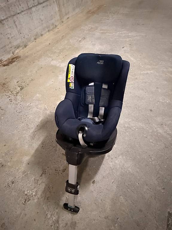 Siège auto Brita Romex pivotant Canton Vaud - anibis.ch