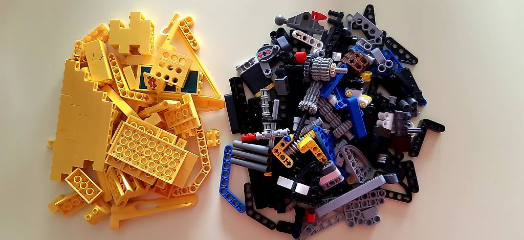 J'ai rassemblé les legos de nos enfants, 50 sets, etc. Canton Vaud ...