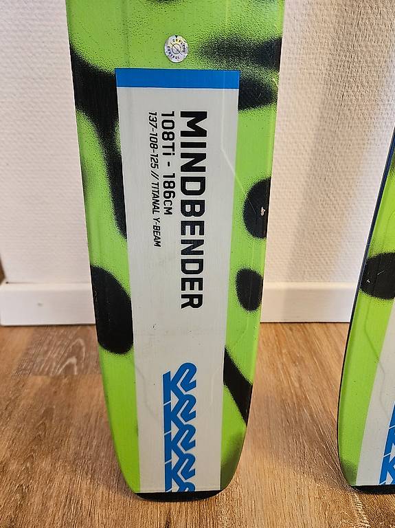 Ski K2 Mindbender 108Ti - 186 cm fixations Marker Griffon Canton Vaud ...