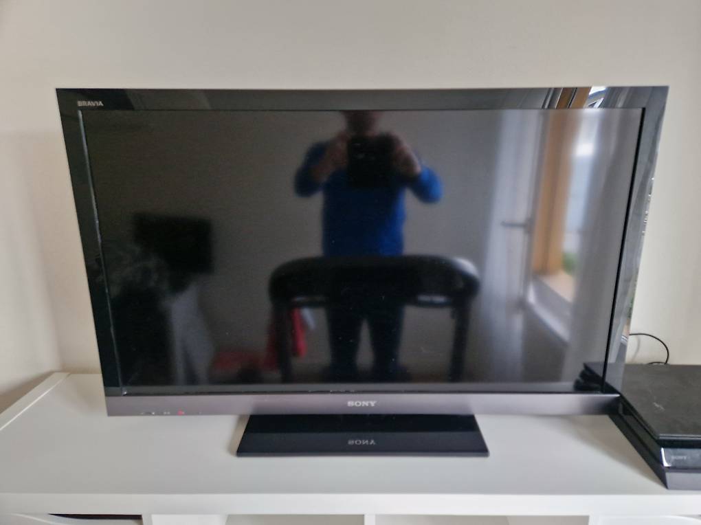 Télé Sony Bravia KDL-40EX600 - 101cm Canton Vaud - anibis.ch